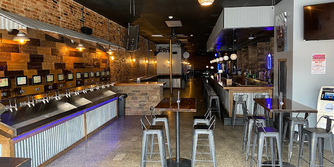 The Hideout Bar & Grill